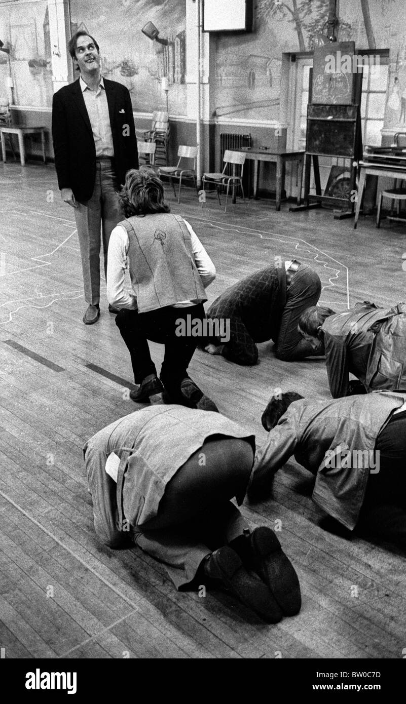 The cast of Monty Python's Flying Circus during rehearsals in Acton ...