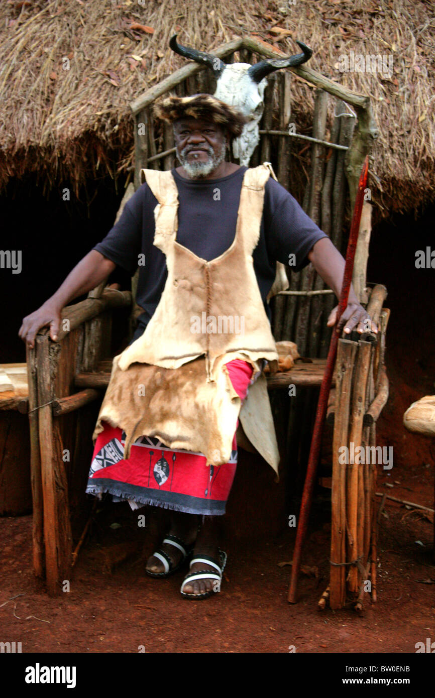 Village chief africa hi-res stock photography and images - Alamy