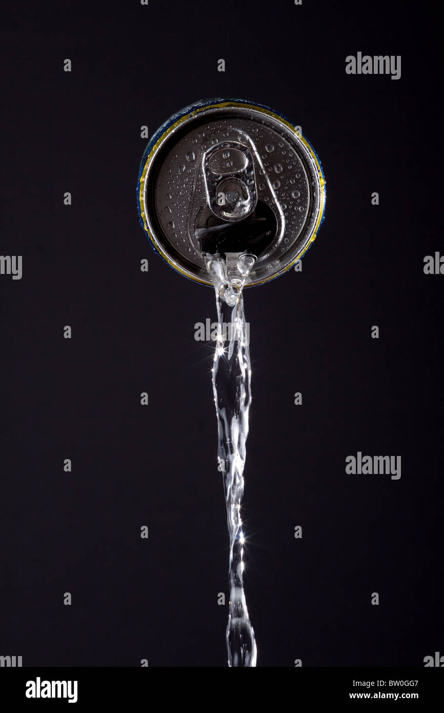 Beverage can hi-res stock photography and images - Alamy