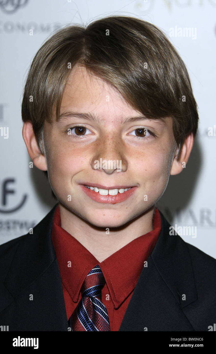 Aaron michael hi-res stock photography and images - Alamy