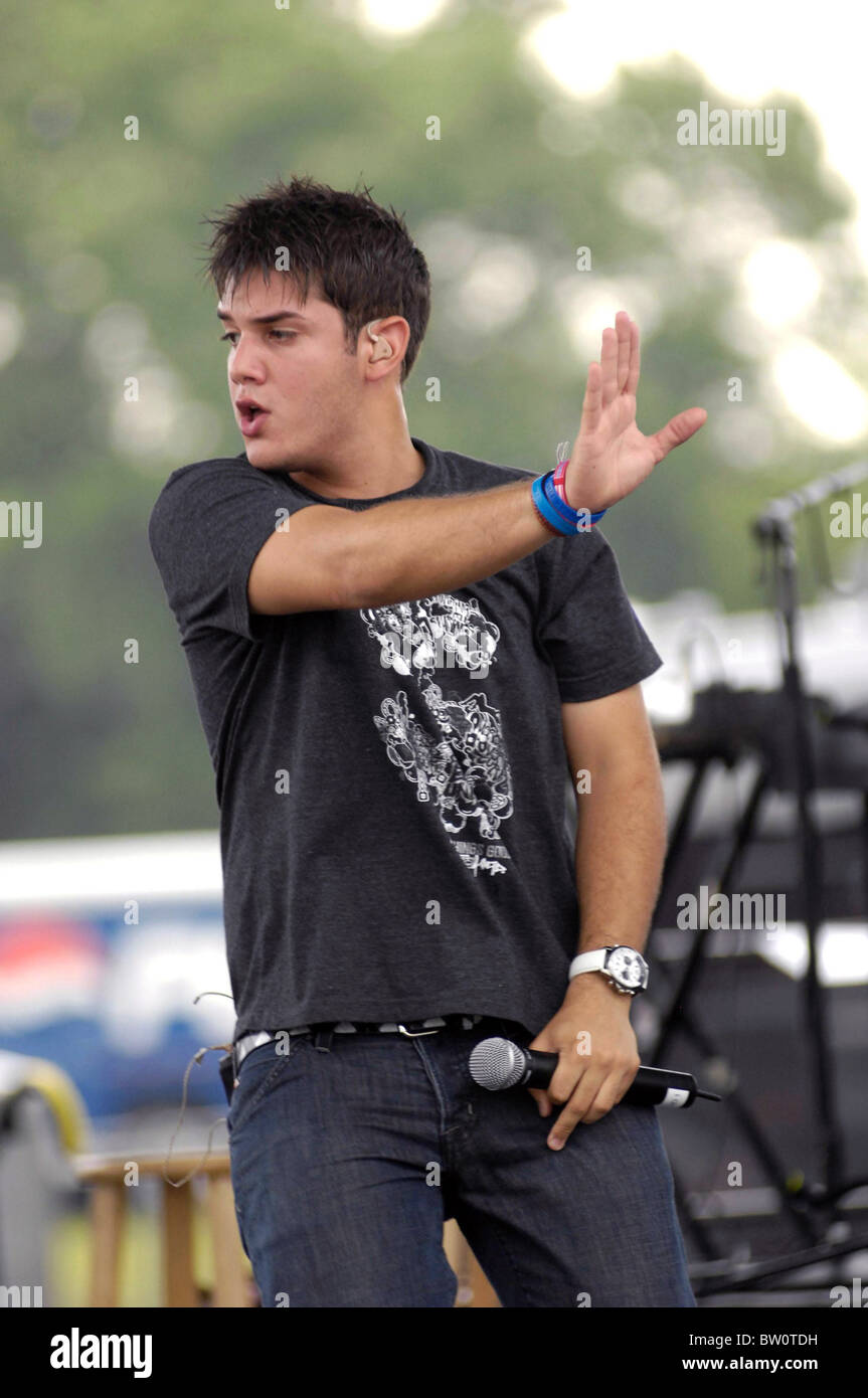 MENUDO in concert Stock Photo - Alamy