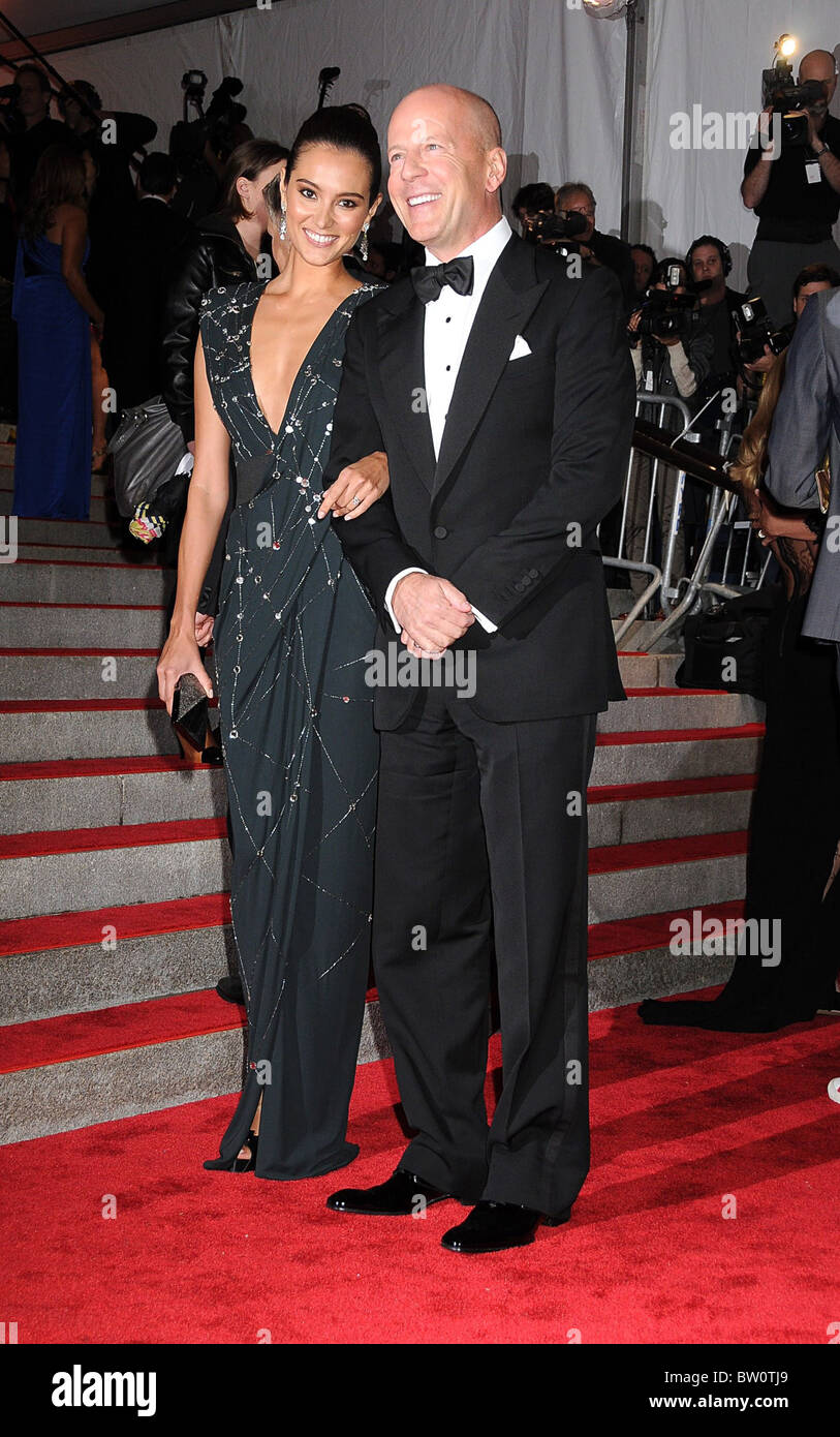 The Model as Muse: Embodying Fashion Costume Institute Benefit Gala ...