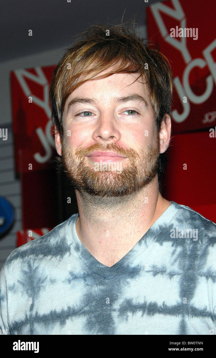 David penney hi-res stock photography and images - Alamy