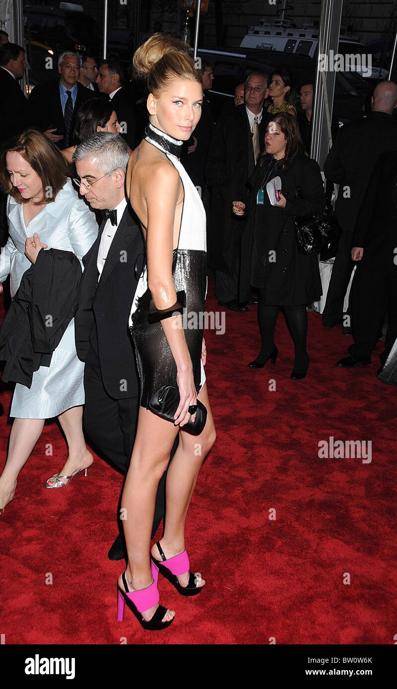 The Model as Muse: Embodying Fashion Costume Institute Benefit Gala ...