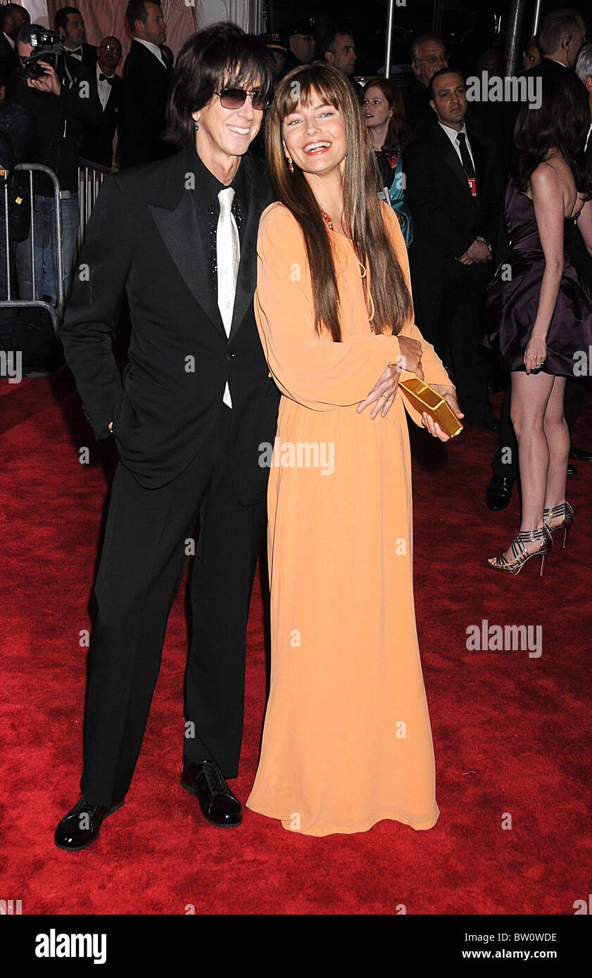 The Model as Muse: Embodying Fashion Costume Institute Benefit Gala ...