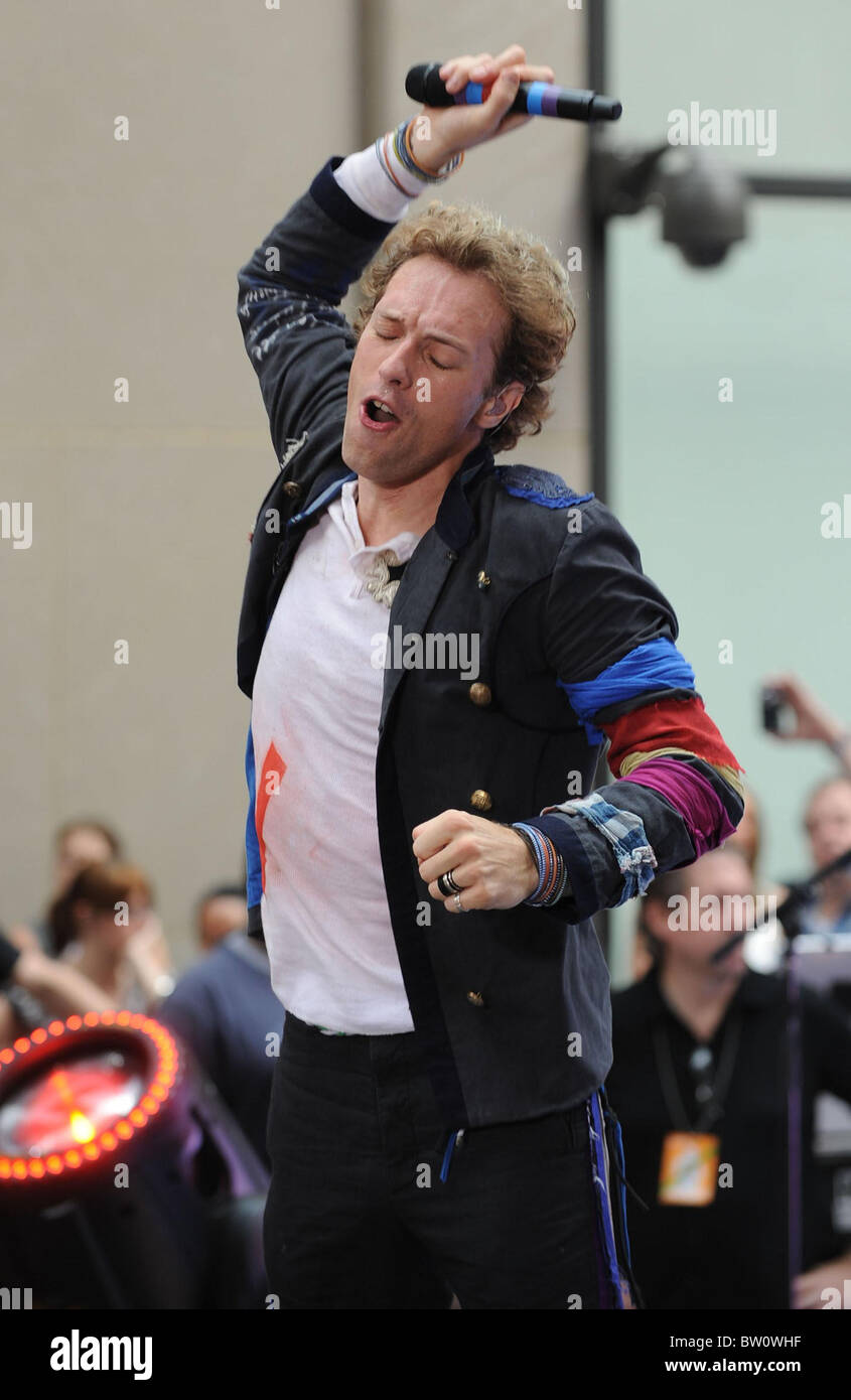 COLDPLAY Concert on the NBC Today Show Stock Photo - Alamy