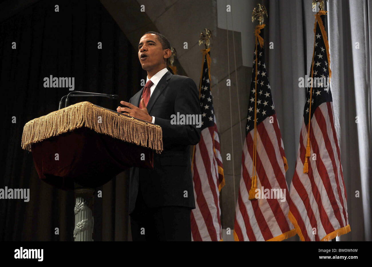 Obama Economic Speech on Presidential Campaign Trail Stock Photo - Alamy