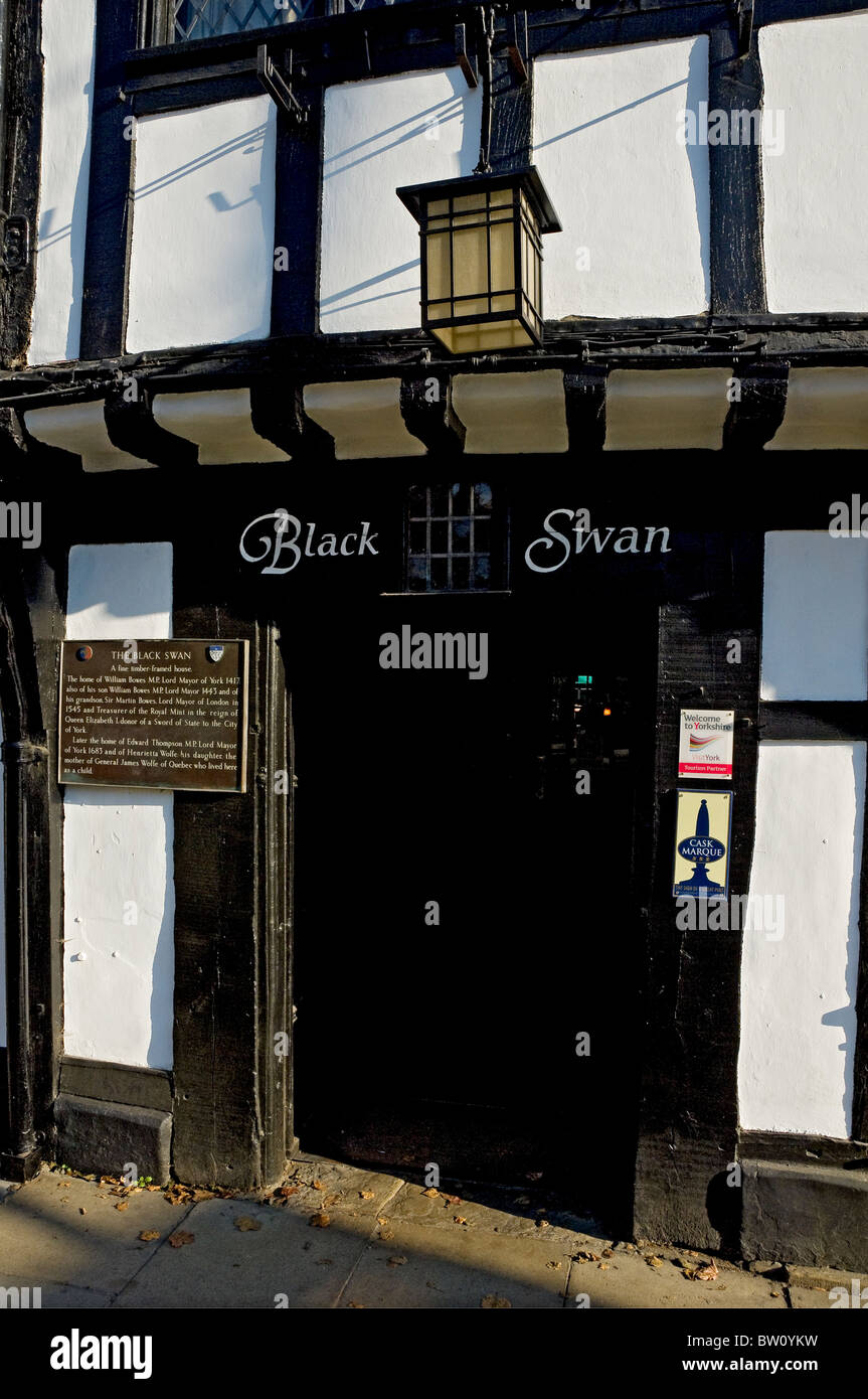 Entrance to the Black Swan pub Peasholme Green York North Yorkshire ...