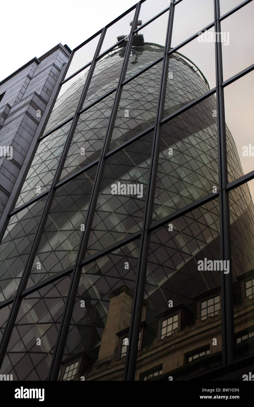 Glass facade reflection the gherkin hi-res stock photography and images ...