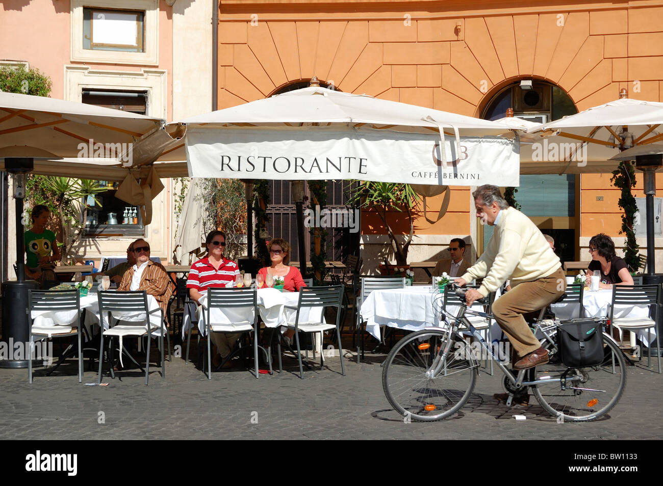 Cafes, Piazza Navona Stock Photo - Alamy