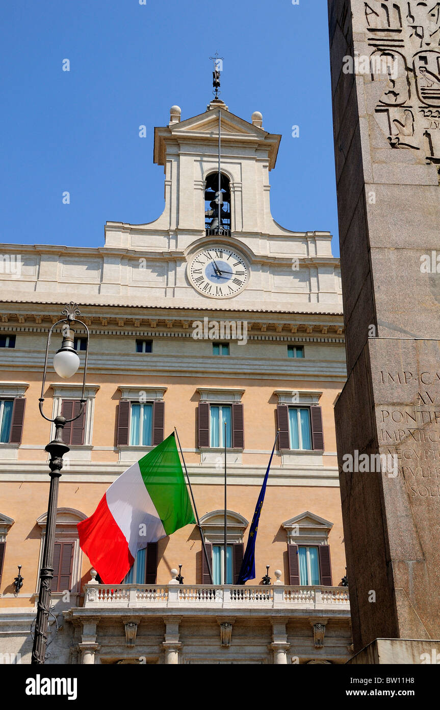 Palazzo montecitorio bernini hi-res stock photography and images - Alamy