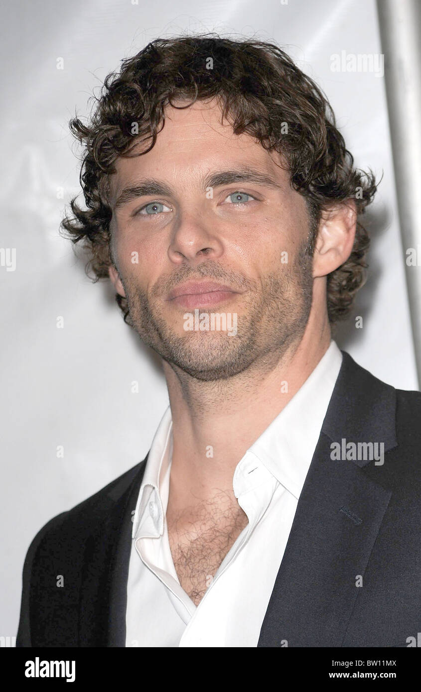 THE BOX Premiere Stock Photo - Alamy