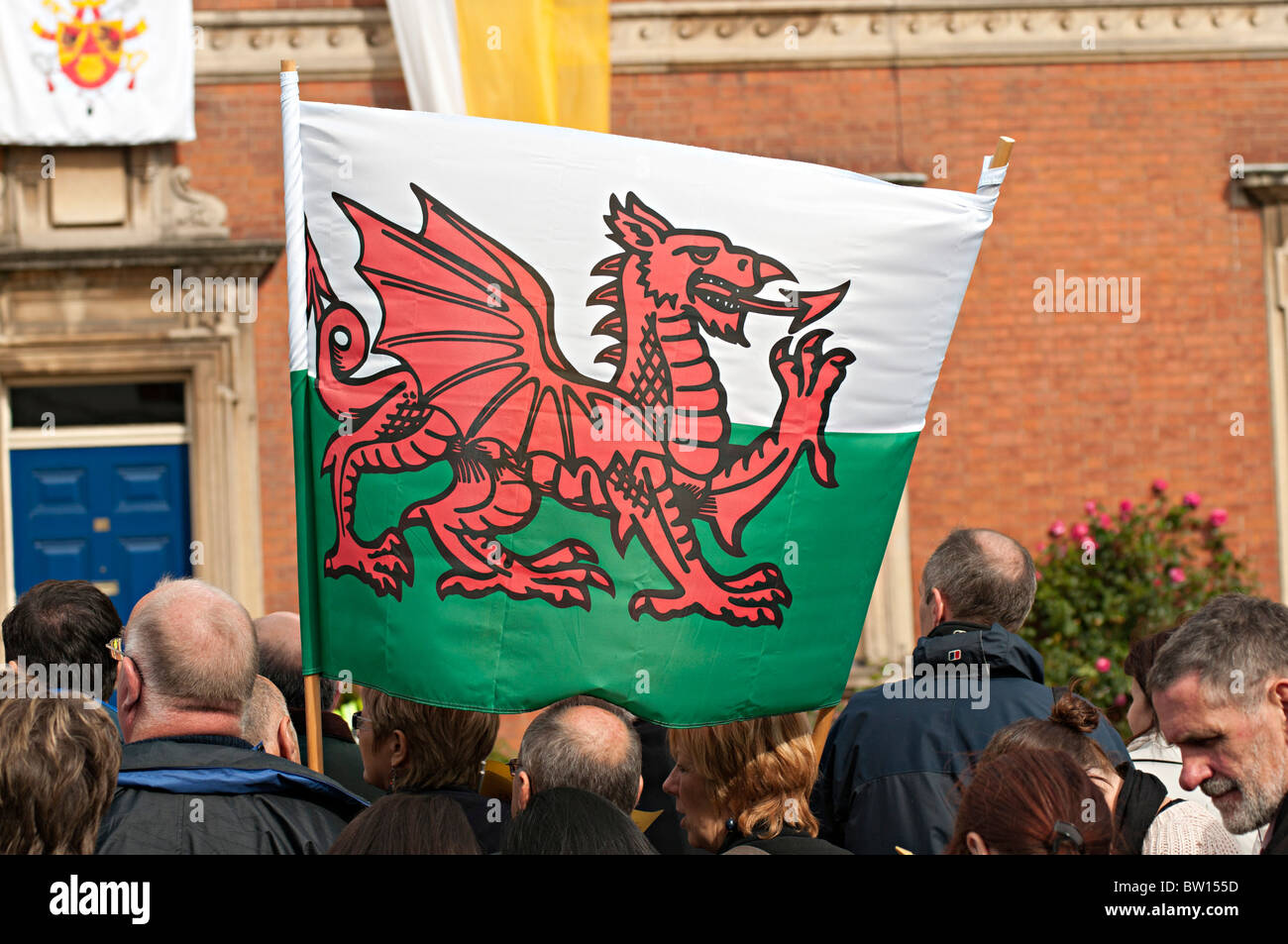 Iconic welsh flag hi-res stock photography and images - Alamy