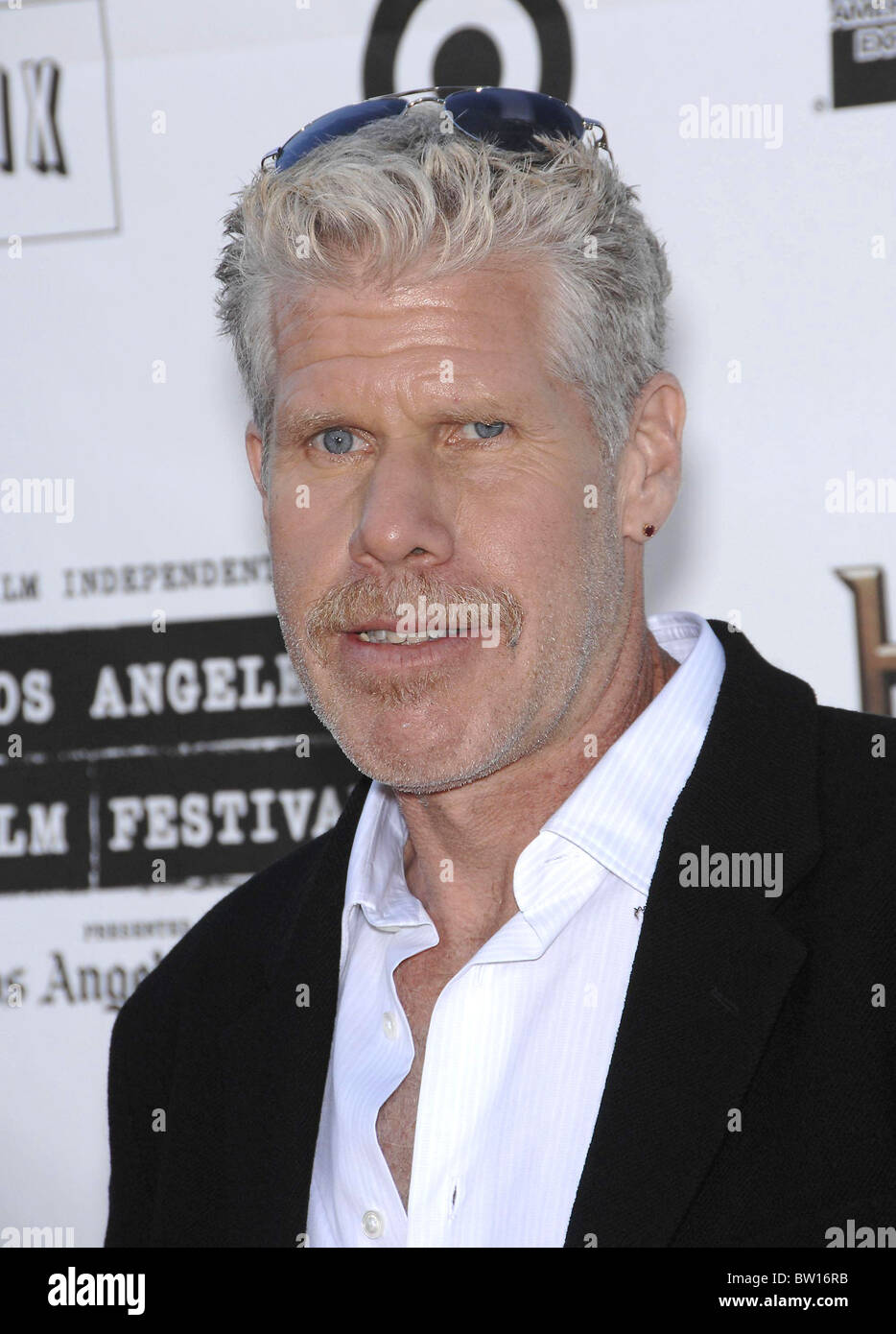 Ron perlman hellboy hi-res stock photography and images - Alamy