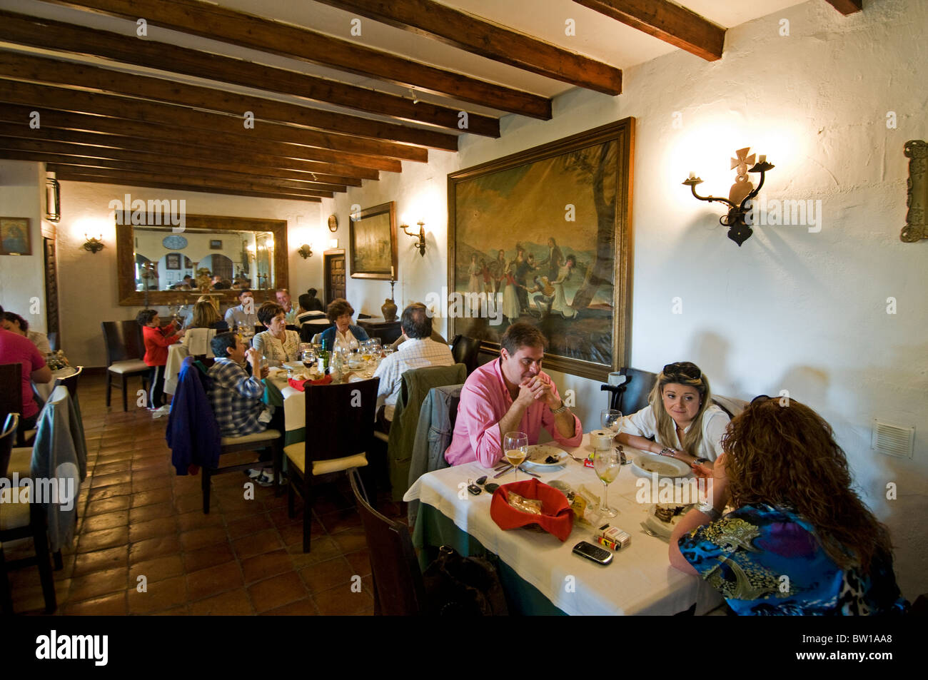 Spanish restaurant hi-res stock photography and images - Alamy