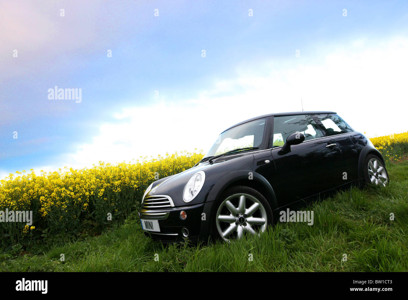 2005, black Mini Cooper Hatch car Stock Photo - Alamy