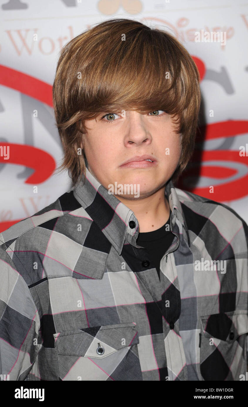 THE SUITE LIFE ON DECK Cast Appearance Stock Photo - Alamy