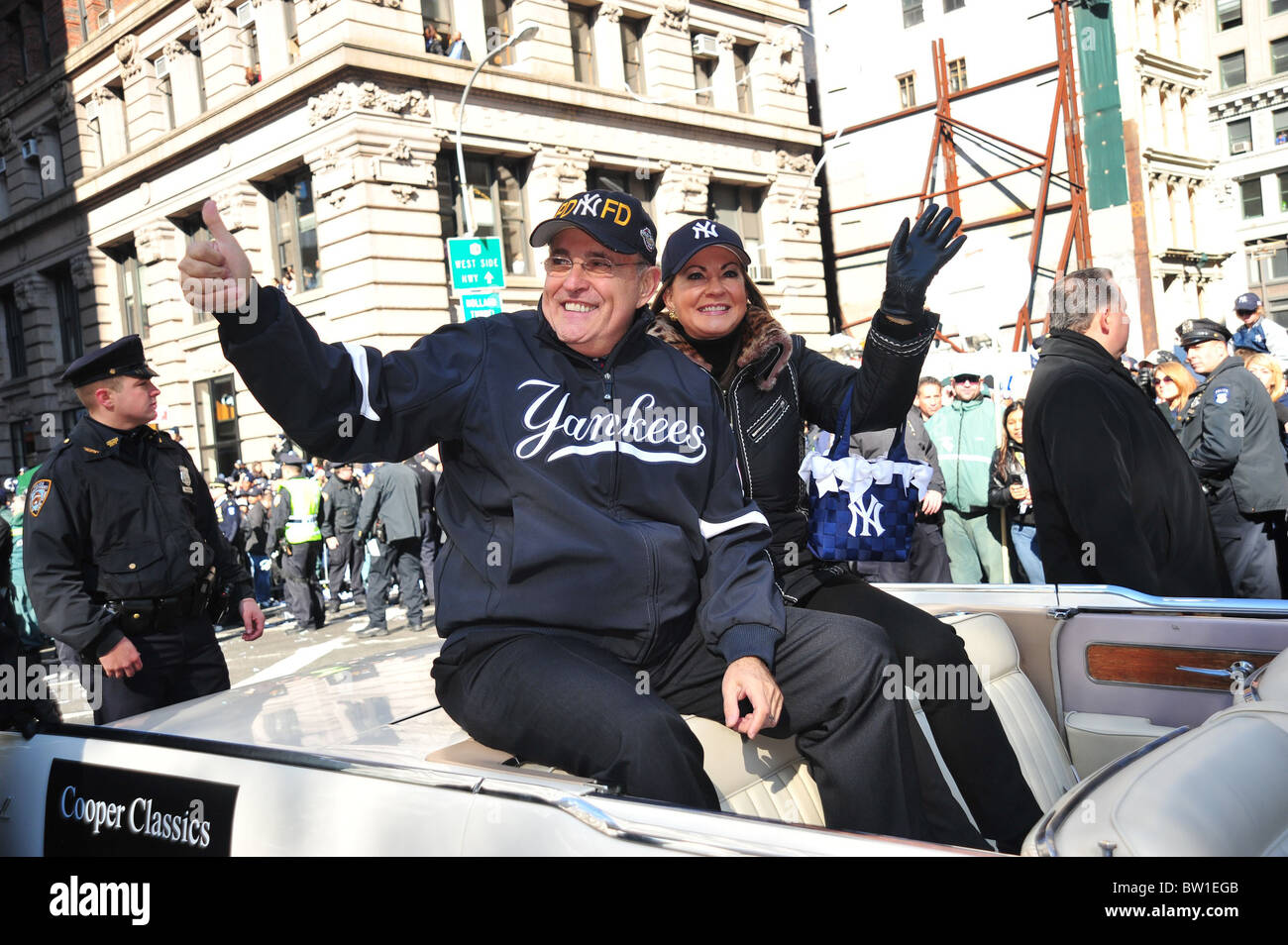 Yankees 2009 World Series Ticker Tape Parade Stock Photo - Alamy