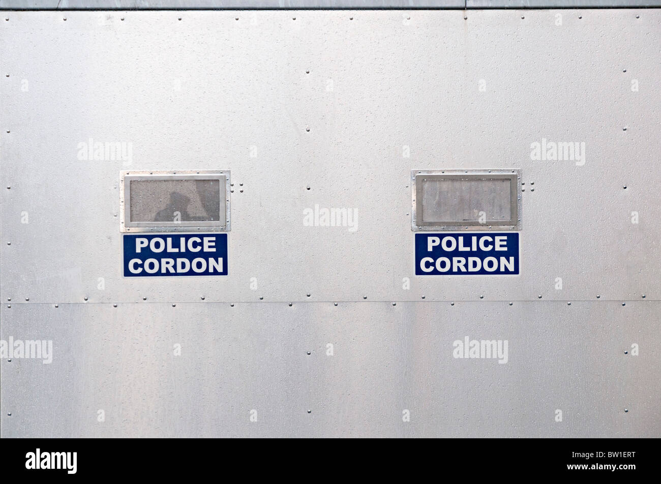 Human cordon hi-res stock photography and images - Alamy