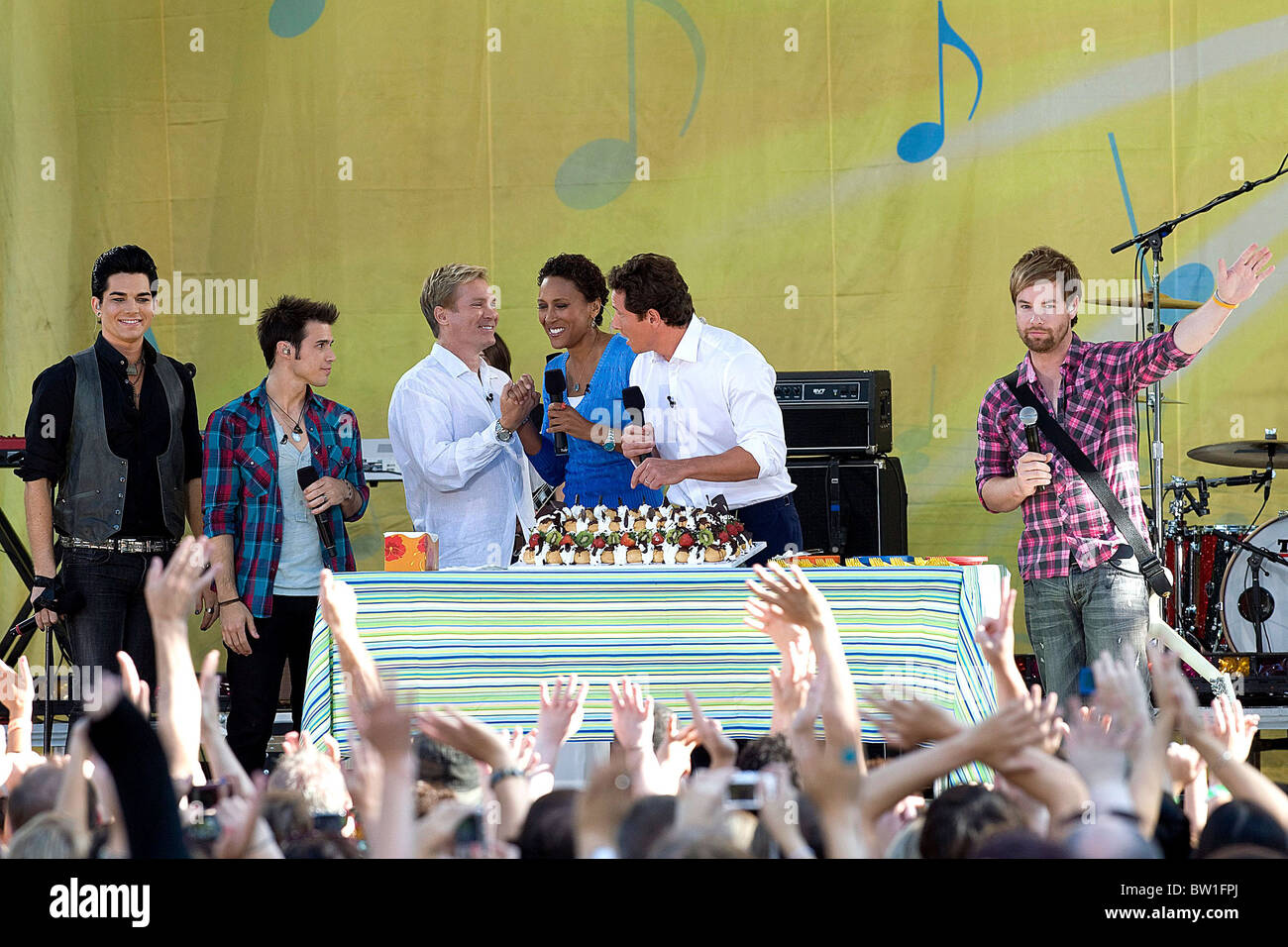Good Morning America Concert with American Idol Stock Photo - Alamy