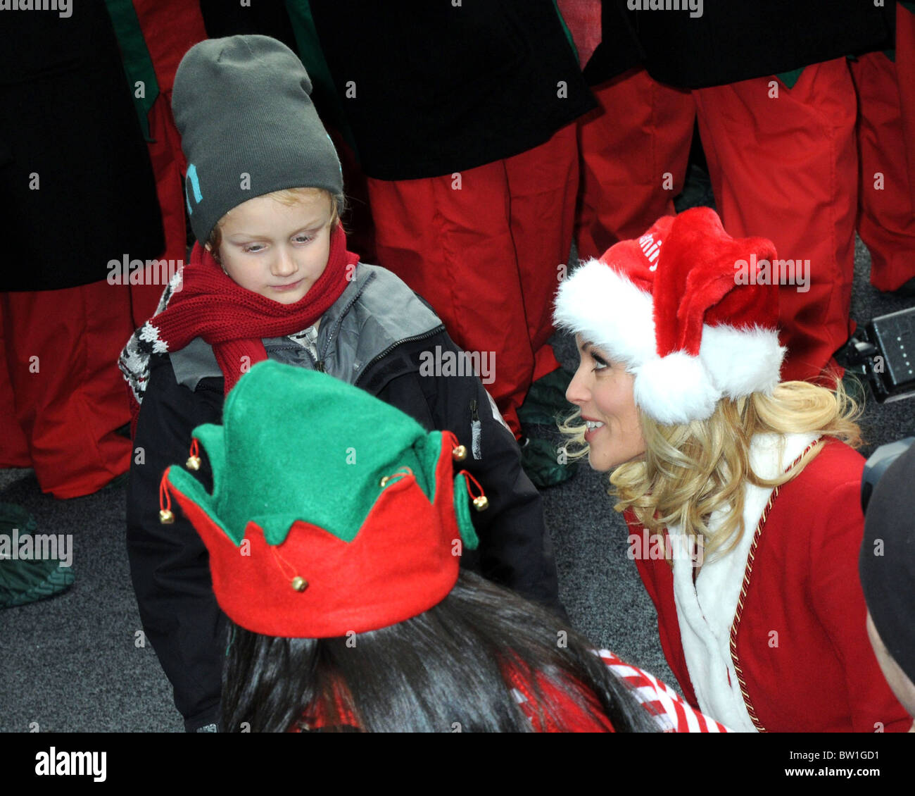 Jenny mccarthy santa baby 2 hi-res stock photography and images - Alamy