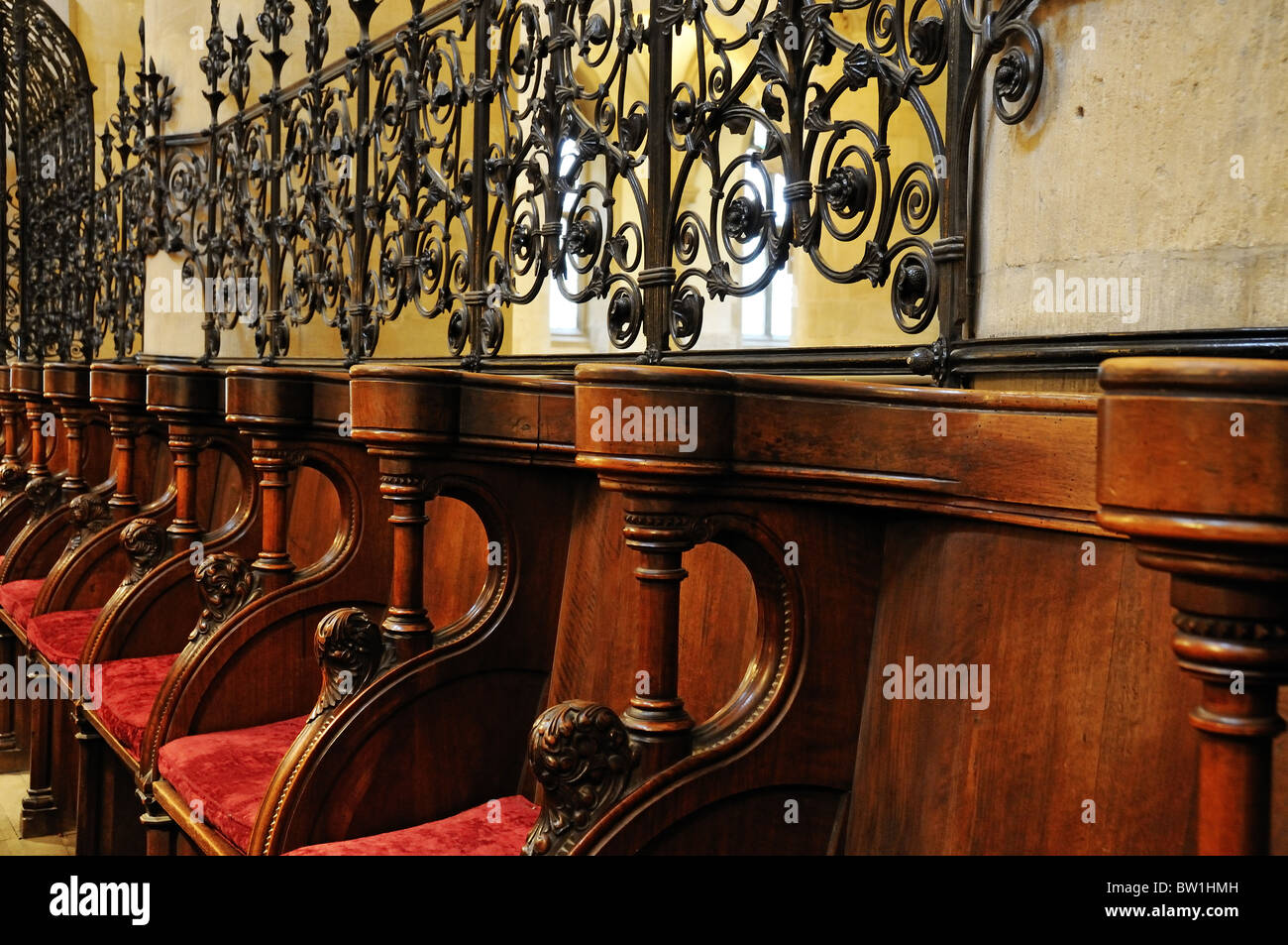 Carved wood pew hi-res stock photography and images - Alamy