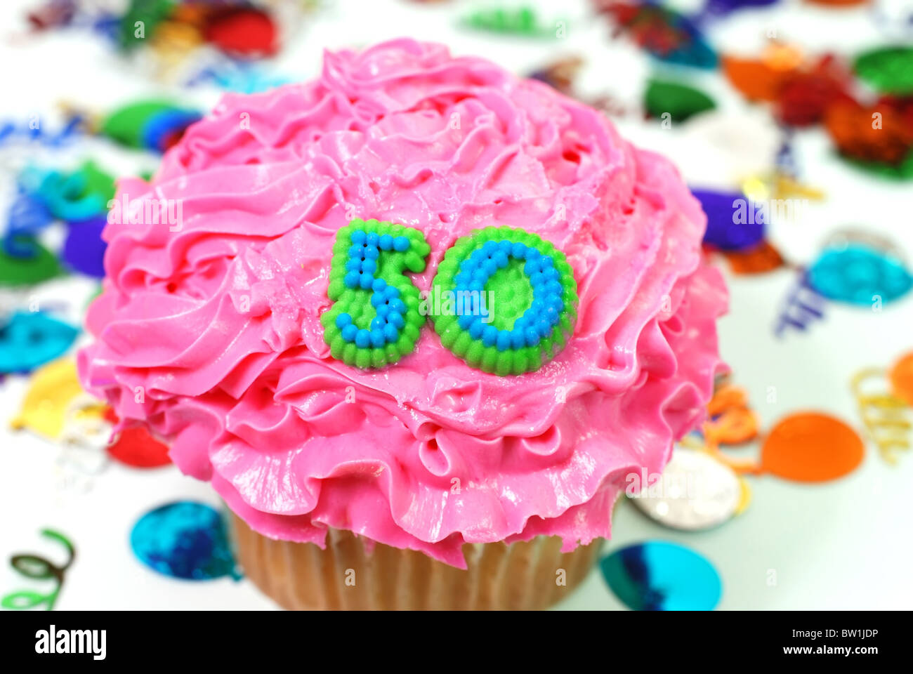 Number 50 celebration cupcake with confetti Stock Photo - Alamy