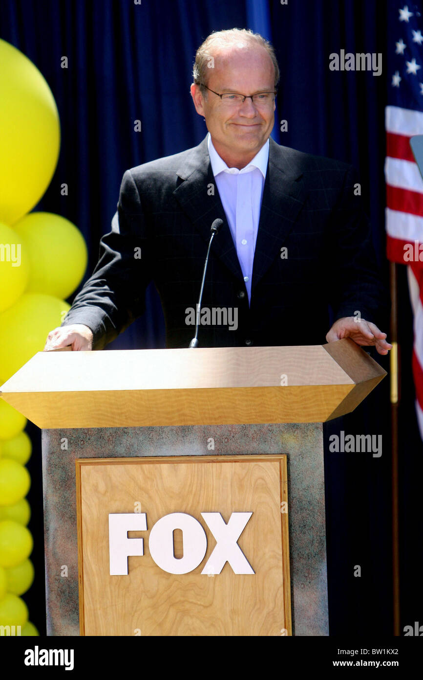 THE SIMPSONS 1st Day of Issue US Postal Service Stamp Dedication ...