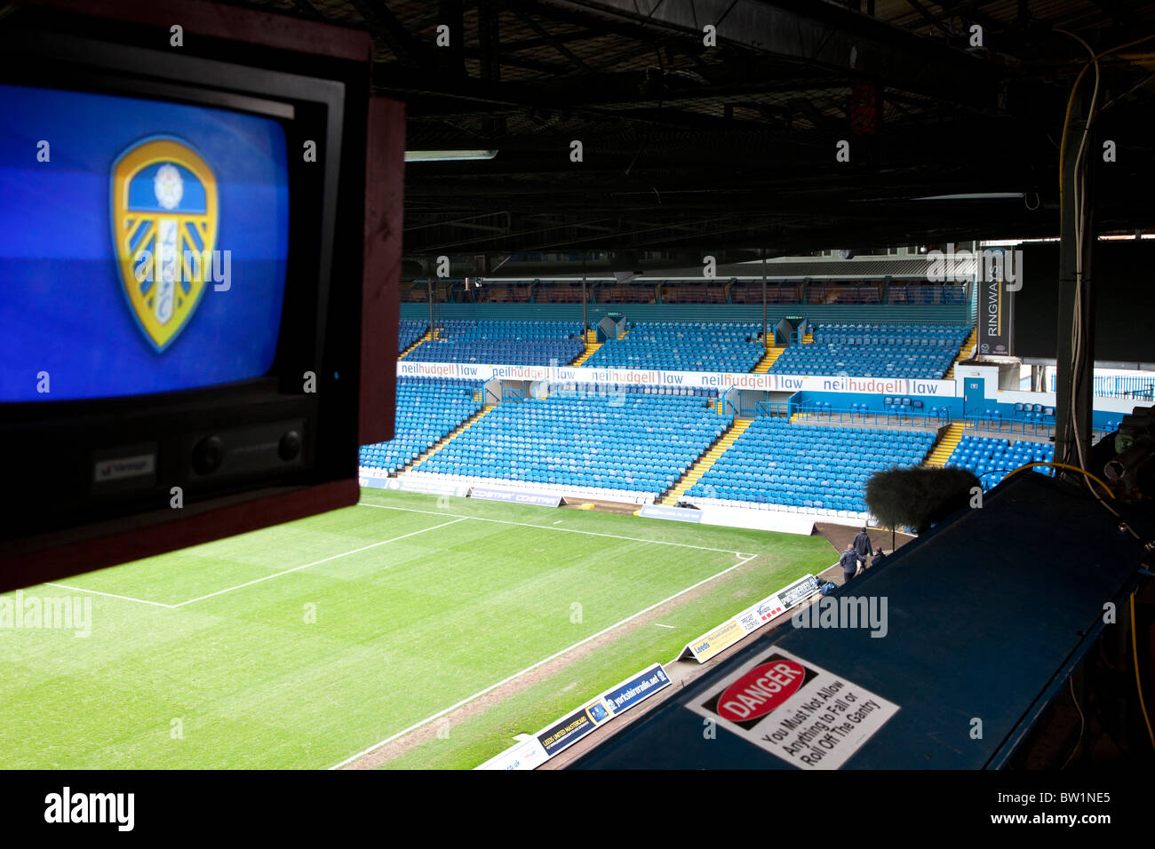 Seating at a football ground hi-res stock photography and images - Alamy