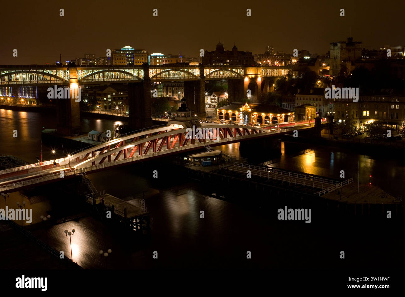 The swing bridge river tyne hi-res stock photography and images - Alamy