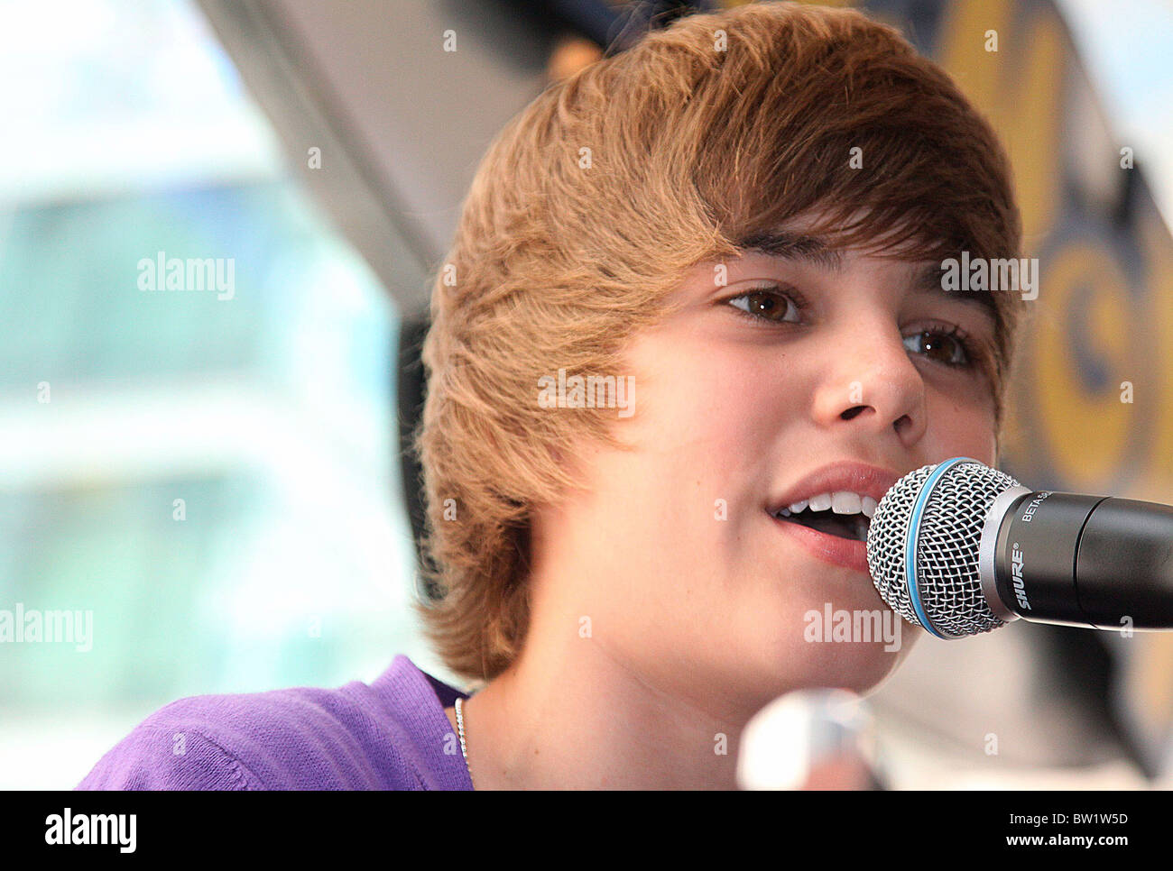 Justin Bieber Concert and Autograph Signing Stock Photo - Alamy