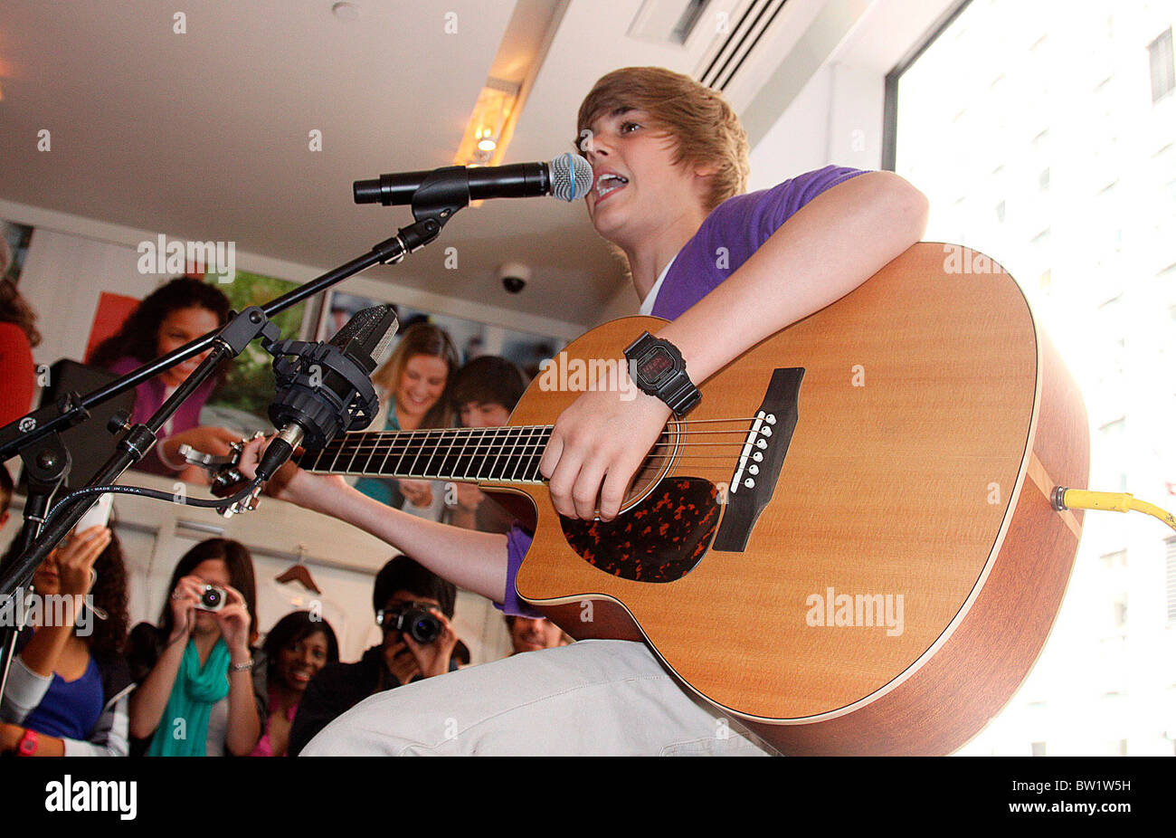 Justin bieber 2009 hi-res stock photography and images - Alamy