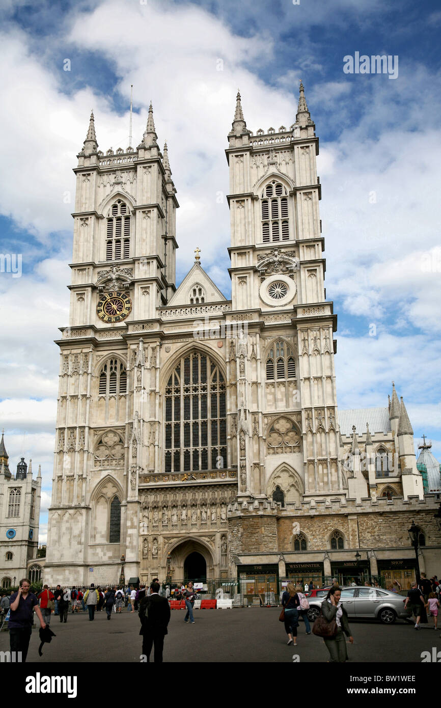Westminster abbey west entrance hi-res stock photography and images - Alamy
