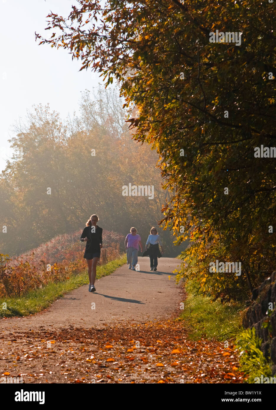 A beautiful autumn morning for walking Stock Photo - Alamy