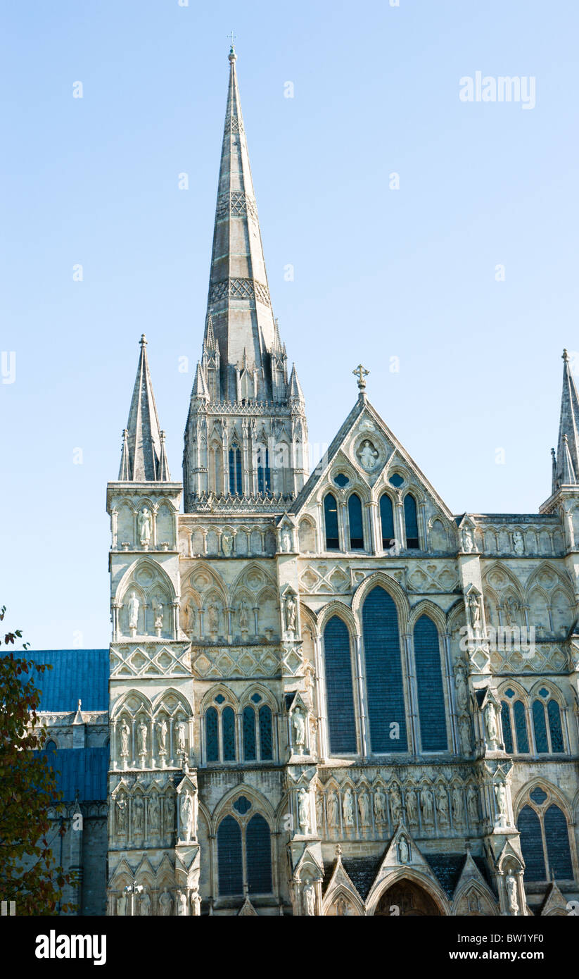 Cathedral Close in Salisbury Stock Photo - Alamy