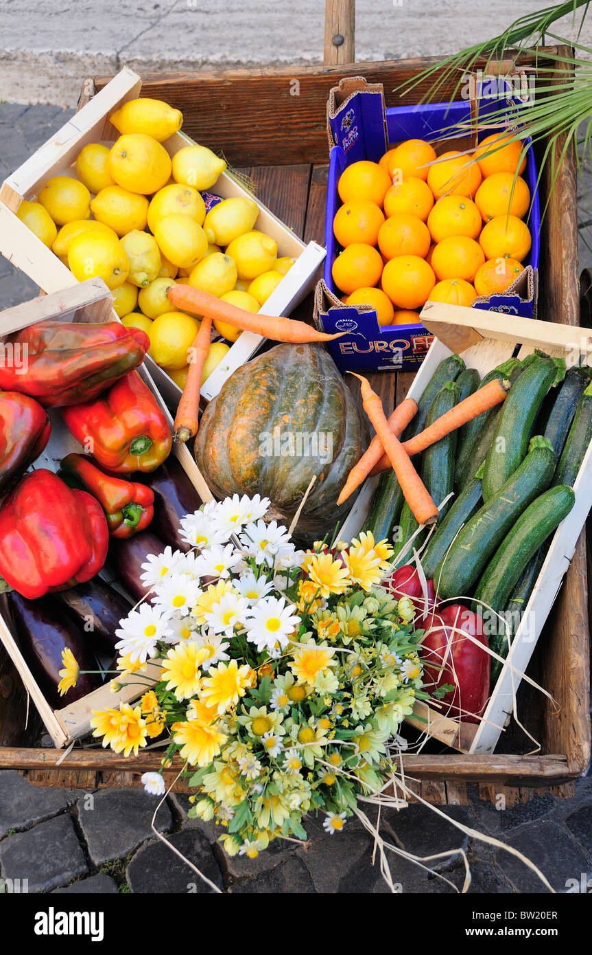 Restaurant detail, vegetable cart Stock Photo - Alamy