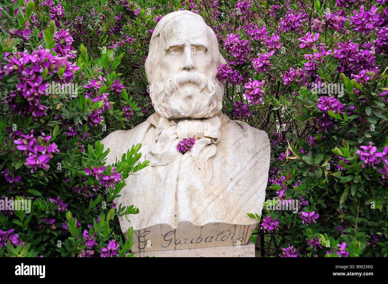 Bust of Garibaldi amongst flowers, Villa Borghese Stock Photo - Alamy