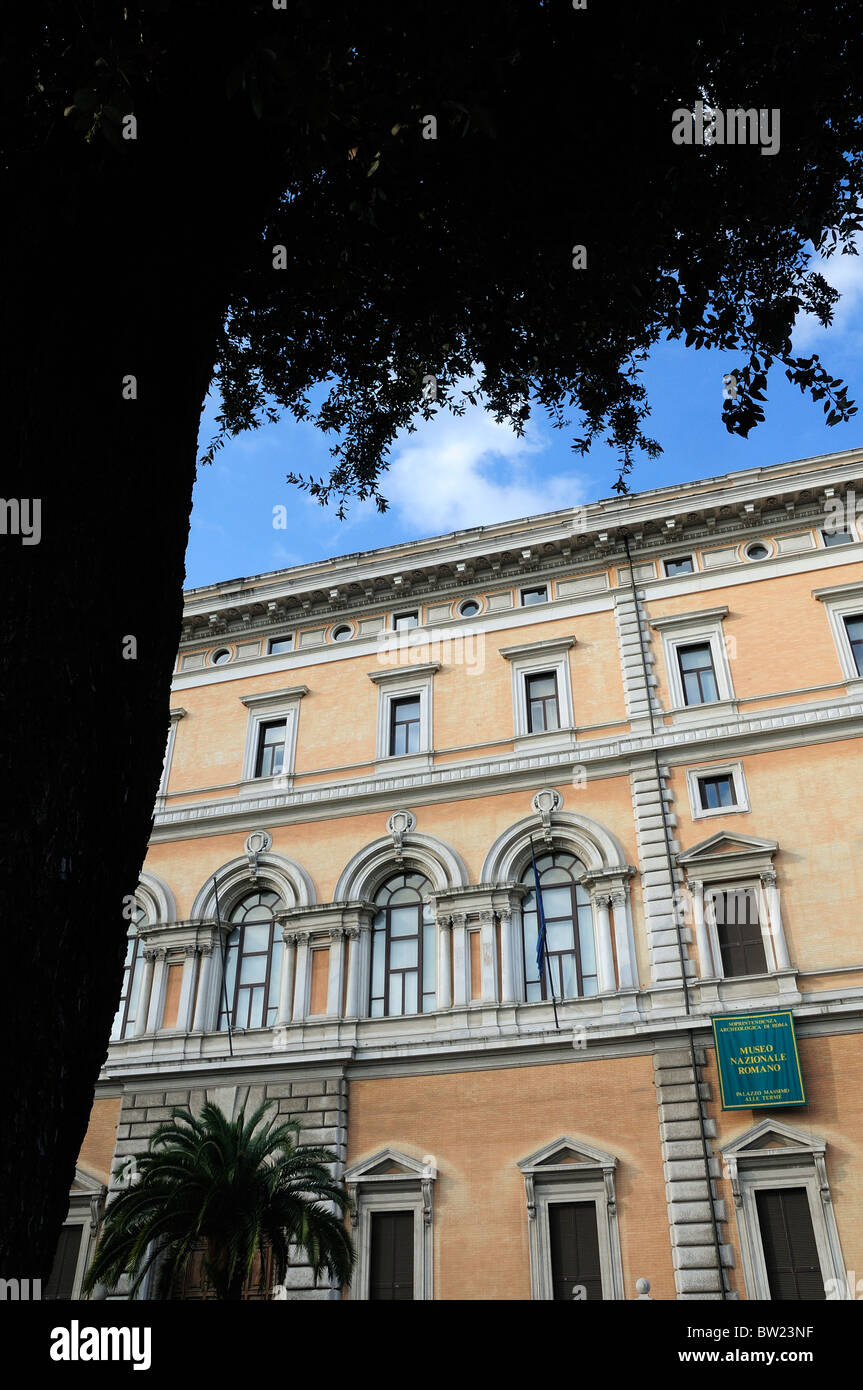 Palazzo massimo rome exterior hi-res stock photography and images - Alamy