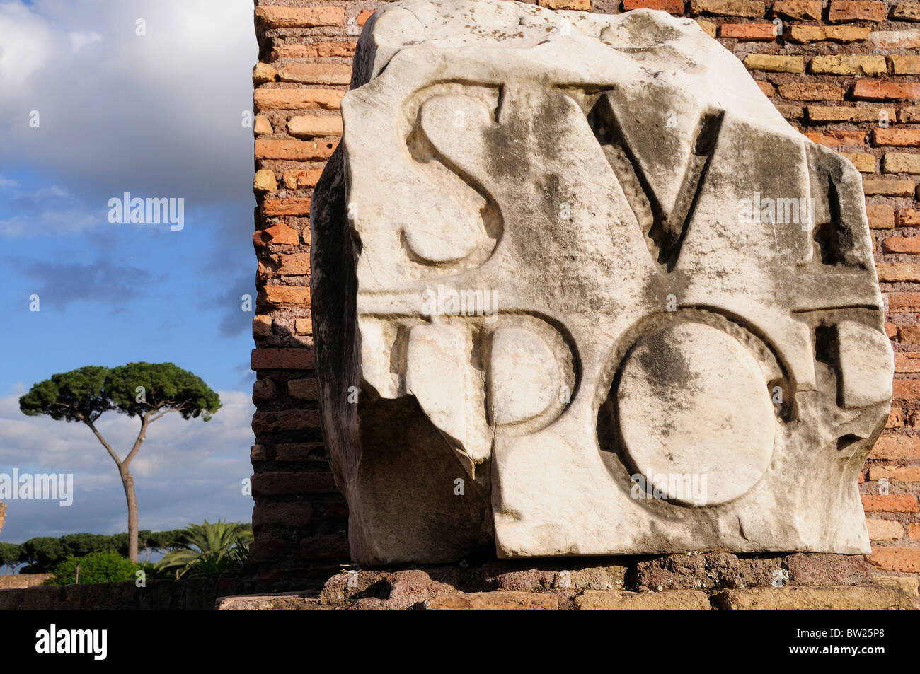 Inscription Rome High Resolution Stock Photography and Images - Alamy