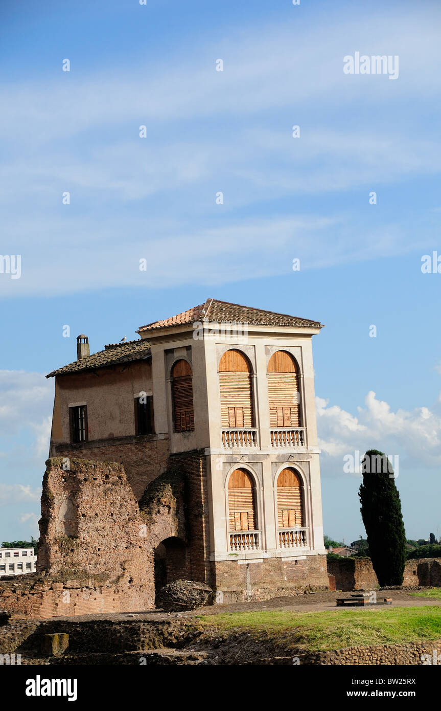 Domus Flavia (Flavian Palace) ruins, Palatine Hill Stock Photo - Alamy