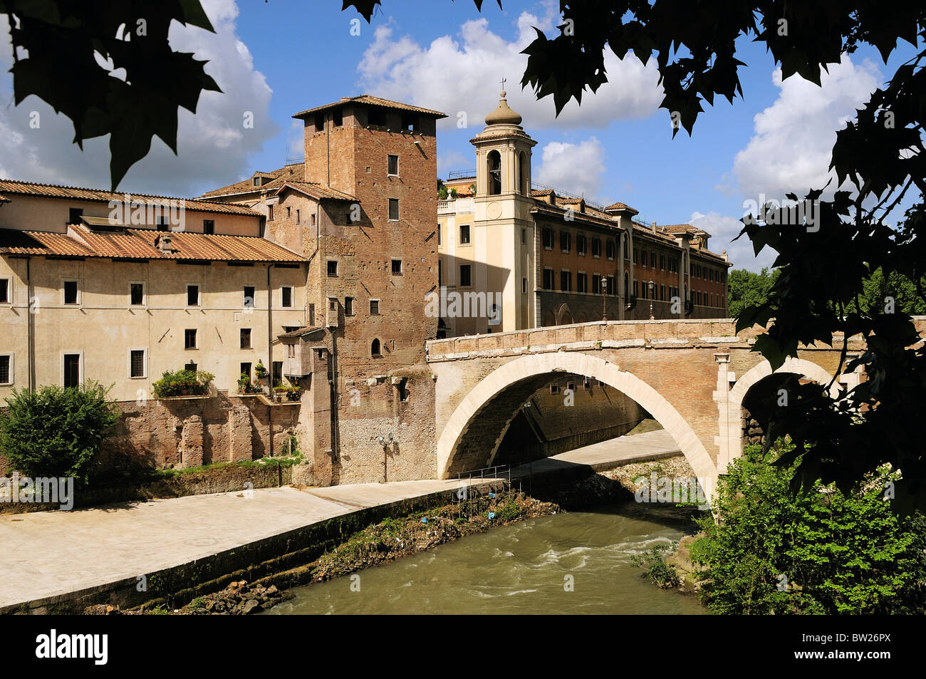 Ponte Fabricio and Isola Tiberina with River Tiber Stock Photo - Alamy