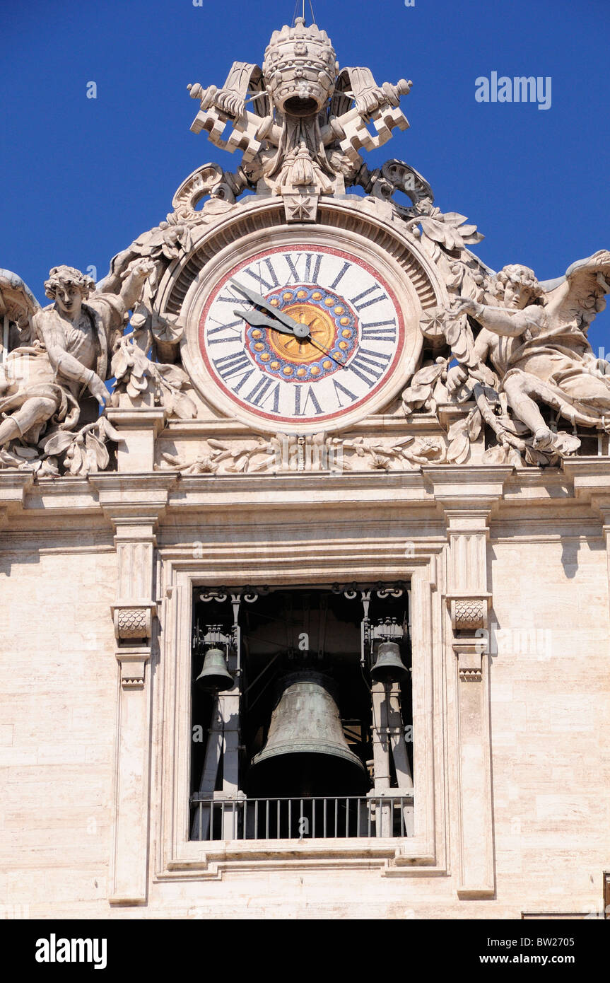 Italian clock, St Peter's Basilica, Vatican City Stock Photo - Alamy
