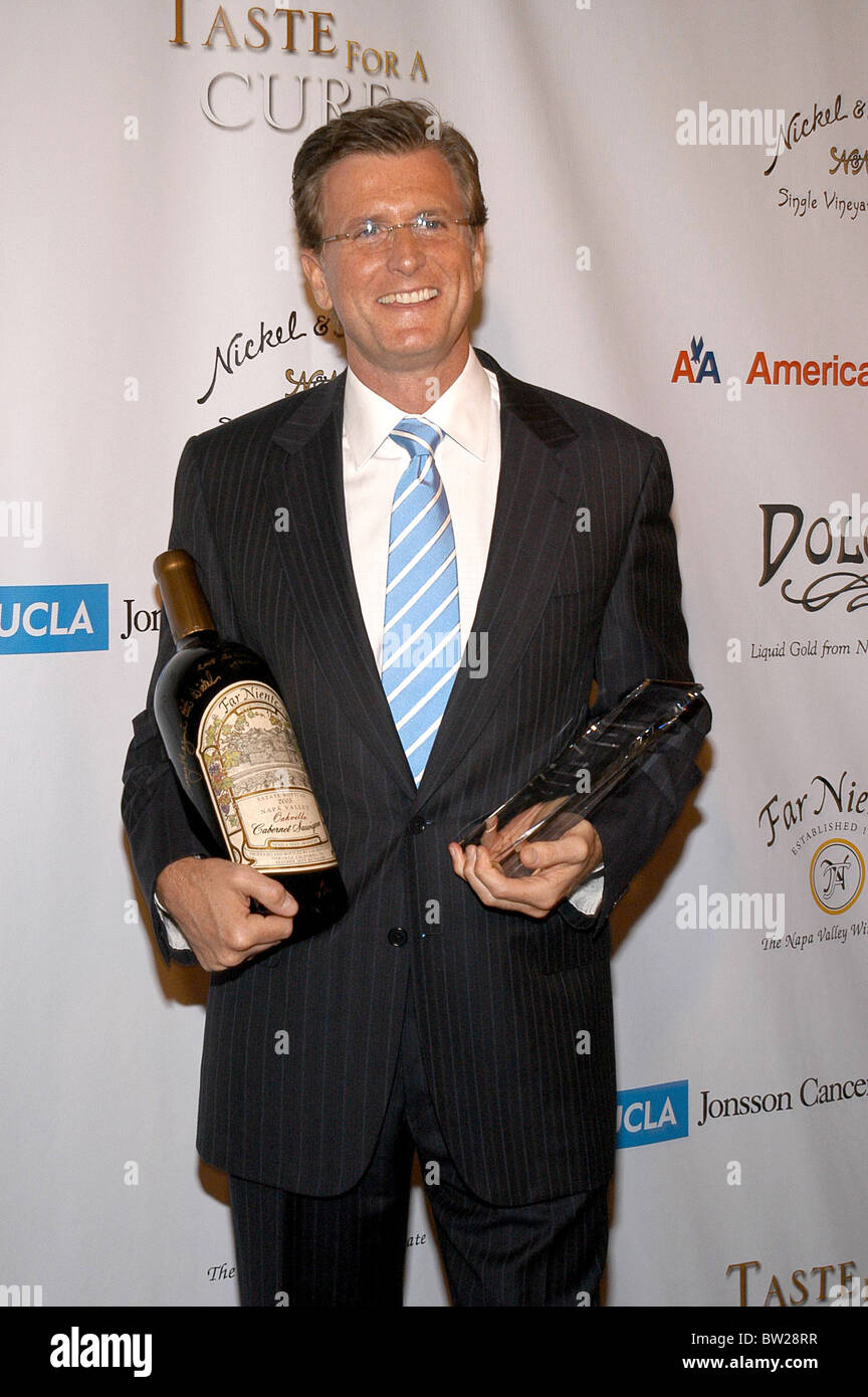 Jonsson Cancer Ctr Honors Fox Broadcastiing Kevin Reilly at TASTE FOR A ...