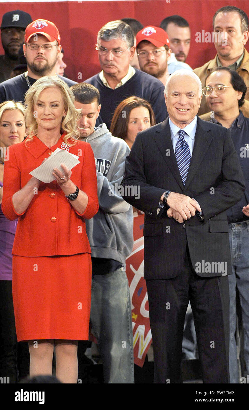 John McCain Presidential Campaign Rally in Swing-State Pennsylvania ...