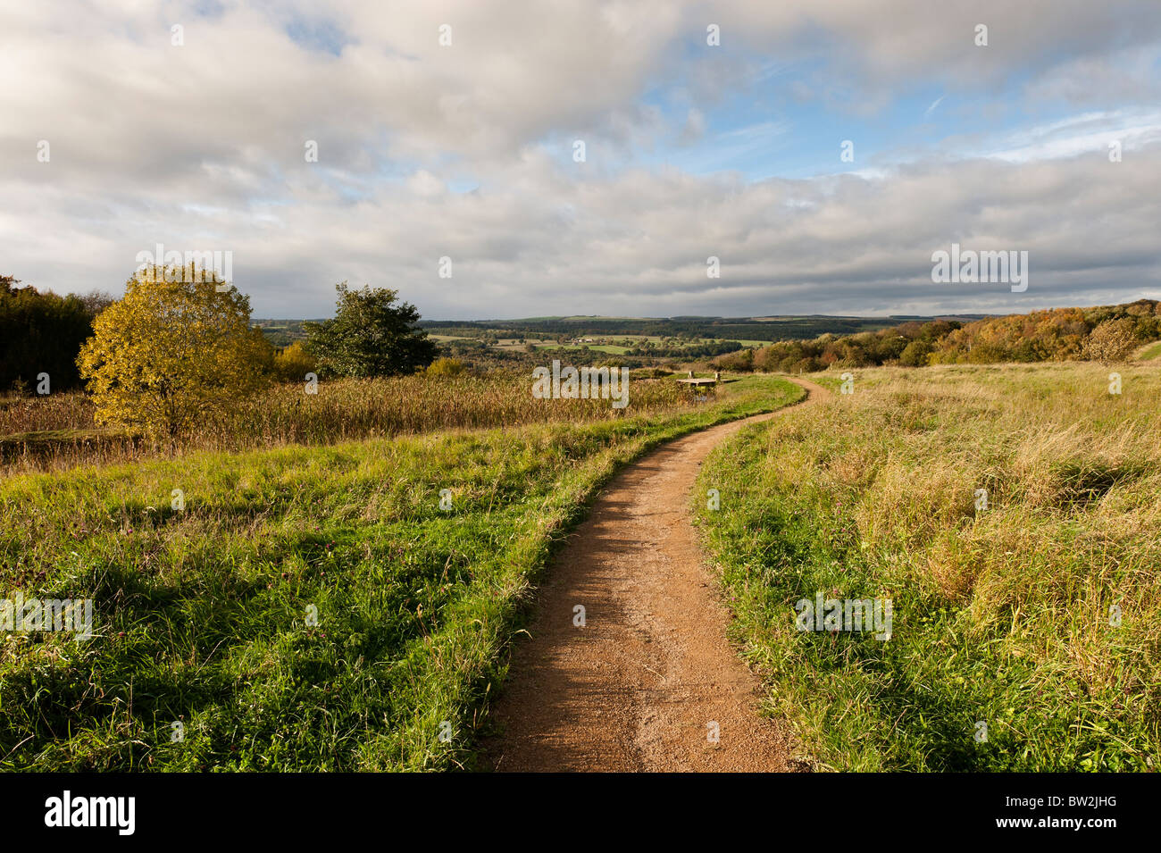 A path through open countryside Stock Photo - Alamy