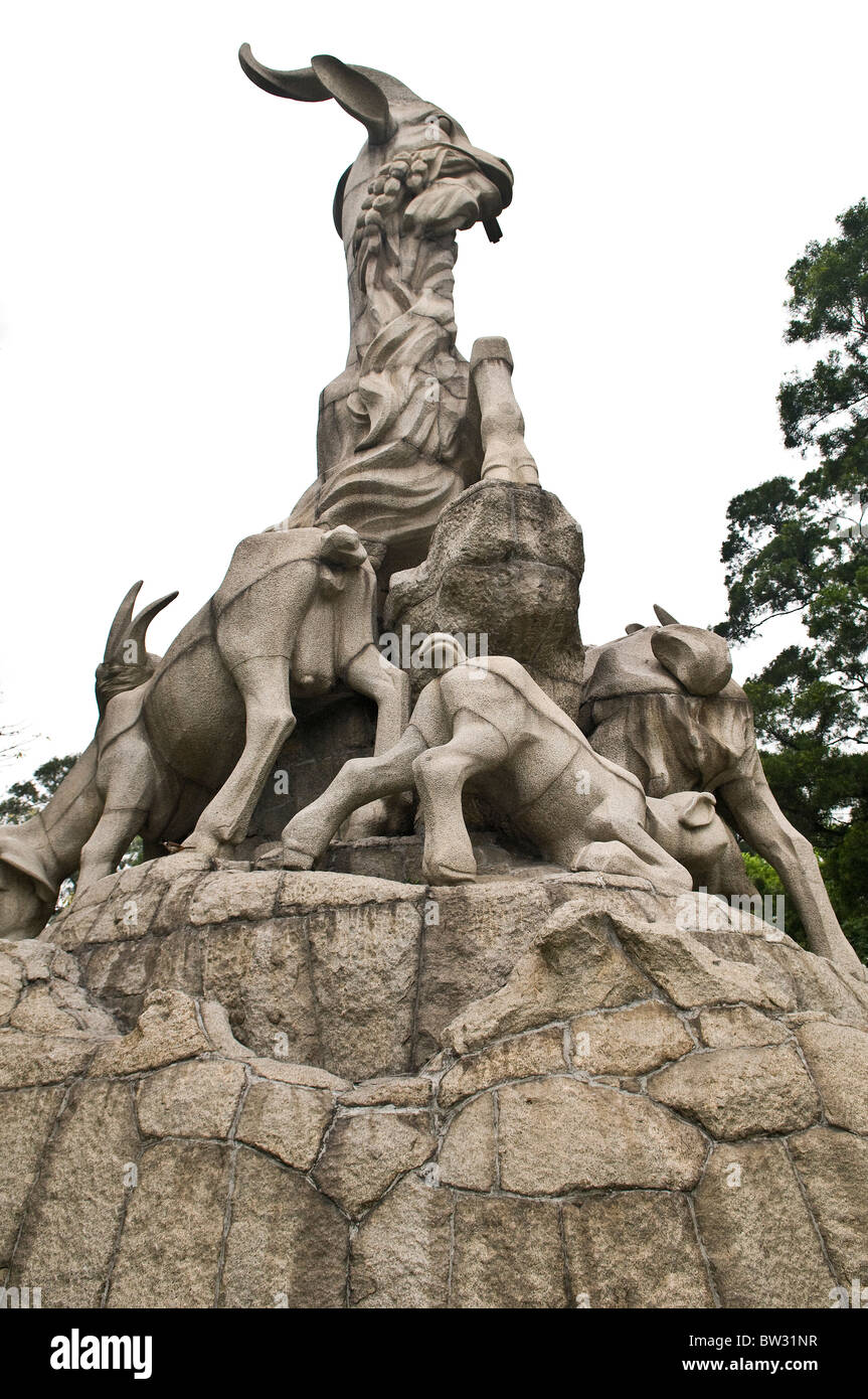 The famous five Rams statue in Yuexiu park Stock Photo - Alamy