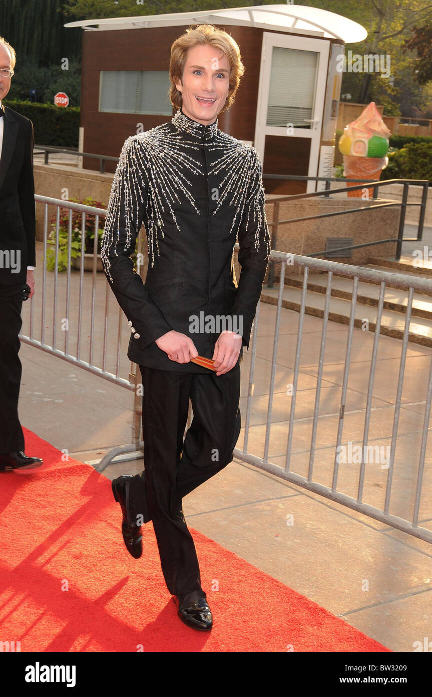Opening Night of Metropolitan Opera 125th Anniversary Season Stock ...