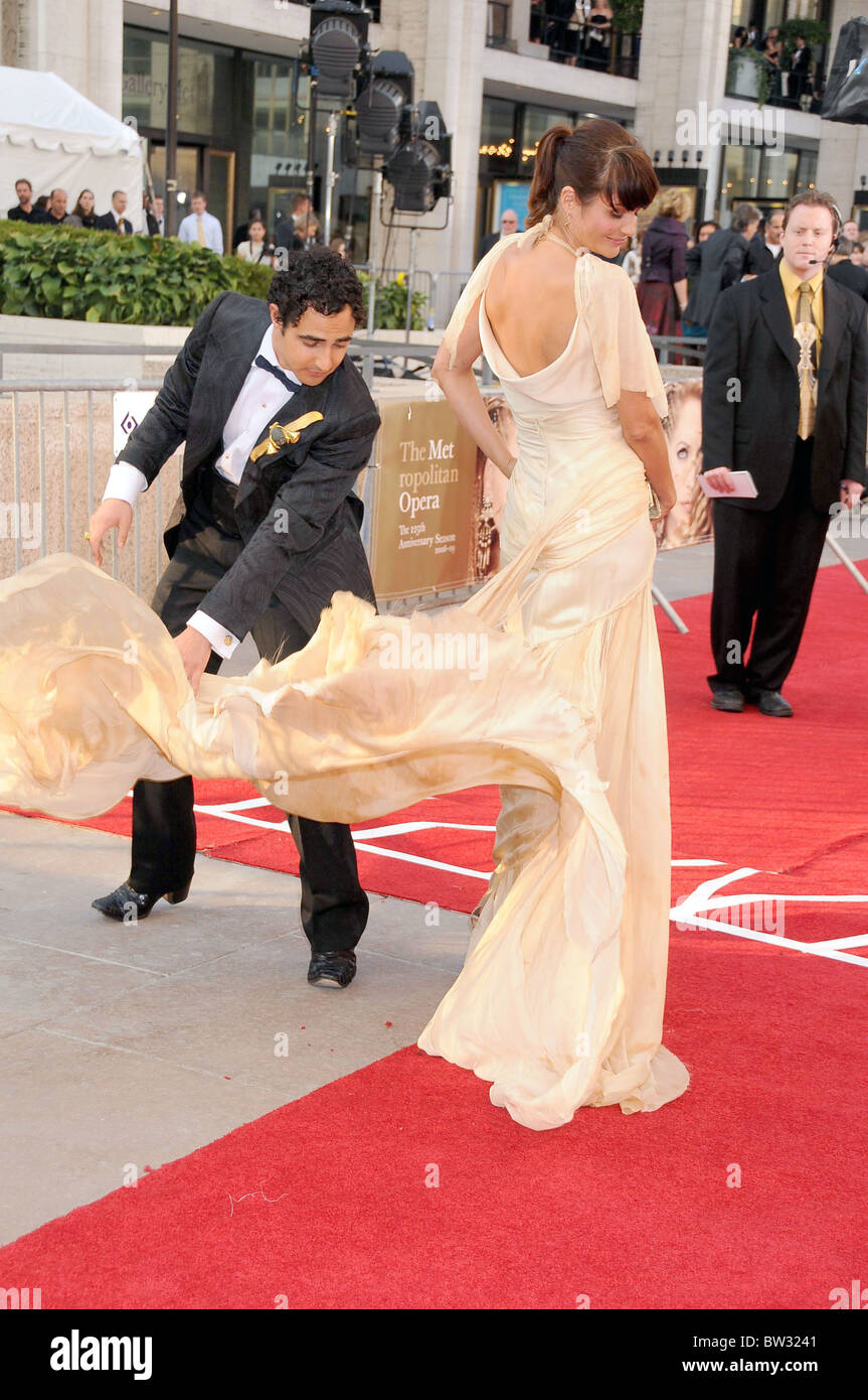 Opening Night of Metropolitan Opera 125th Anniversary Season Stock ...