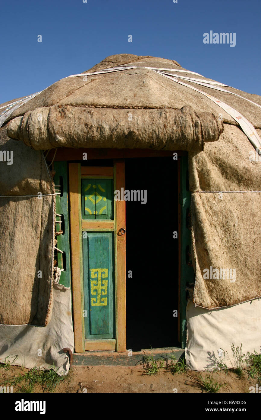 A traditional yurt in Yangikasan, Uzbekistan Stock Photo - Alamy