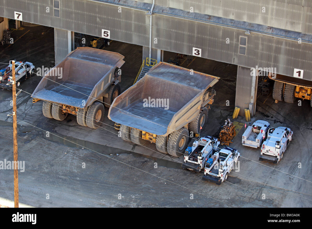 Dump truck gold mine High Resolution Stock Photography and Images - Alamy